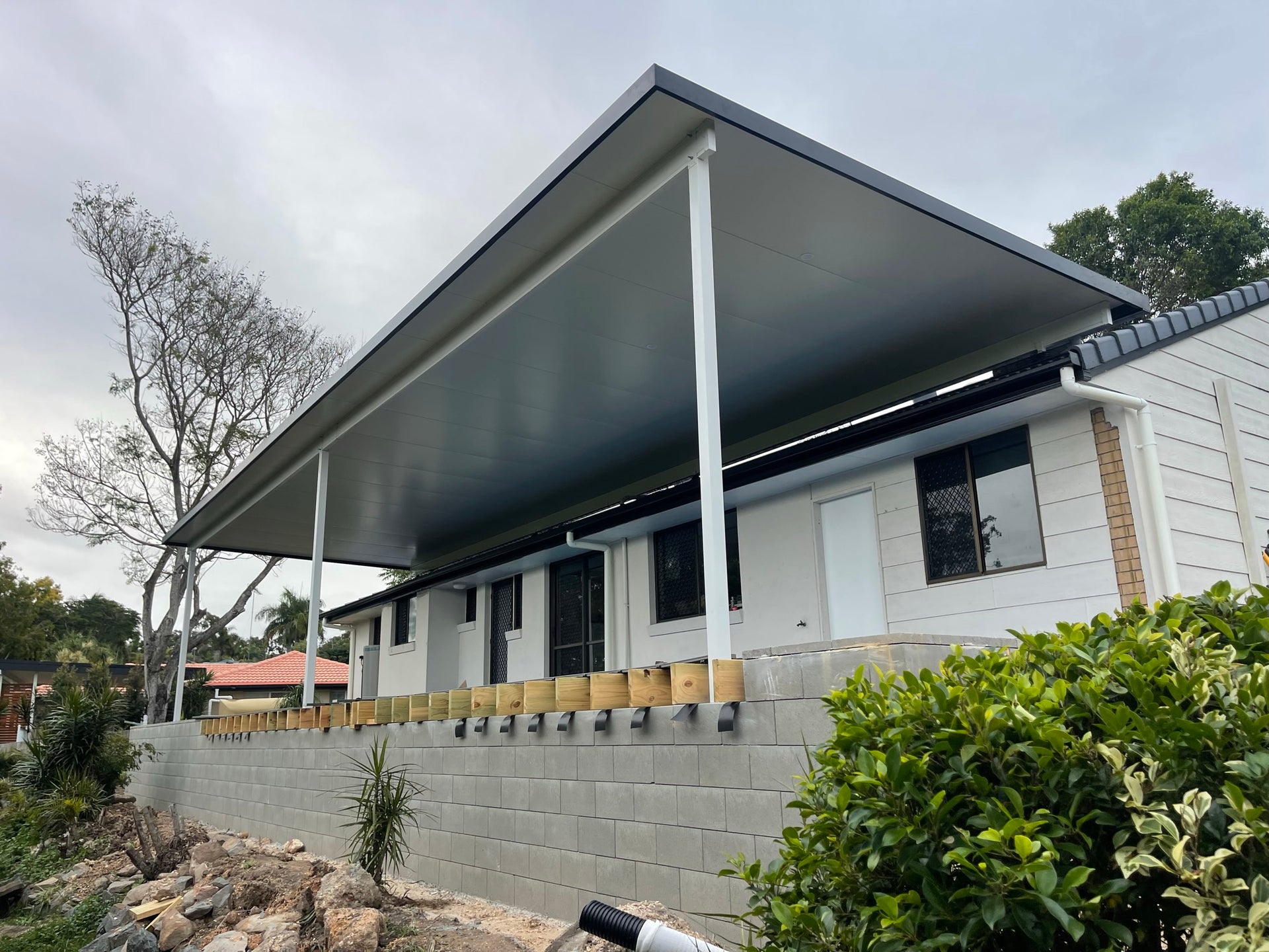 Flyover insulated patio – Carport & Patio builder SEQ | Australian Innovate